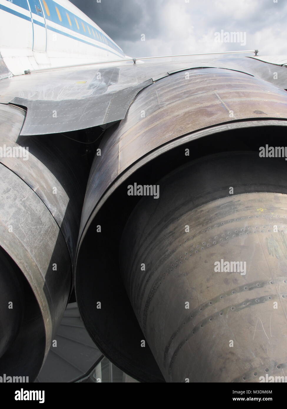 Concorde jet engine hi-res stock photography and images - Alamy