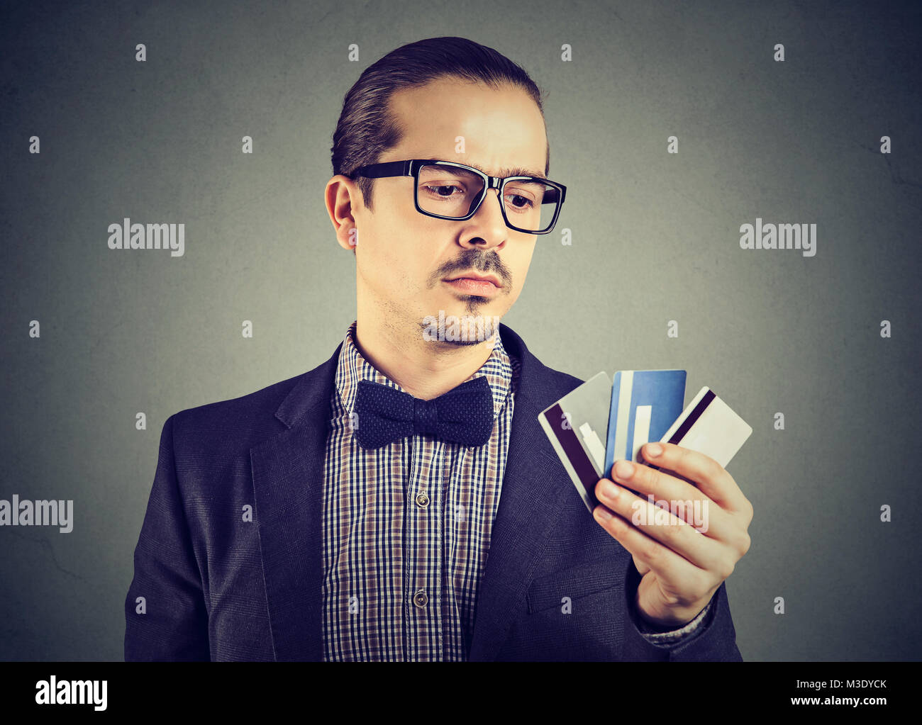 Executive paying by credit card hi-res stock photography and images - Alamy