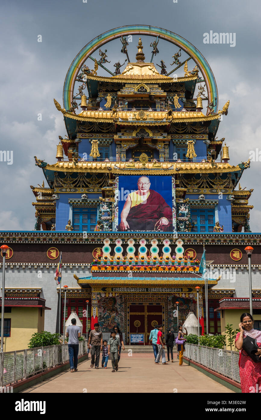 Namdroling monastery golden temple hi-res stock photography and images ...