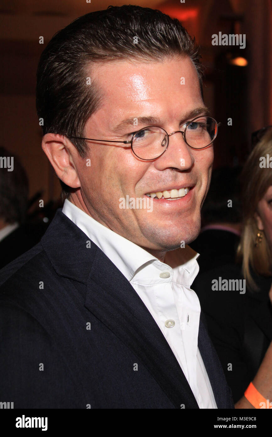 Dr karl theodor freiherr zu guttenberg hi-res stock photography and ...