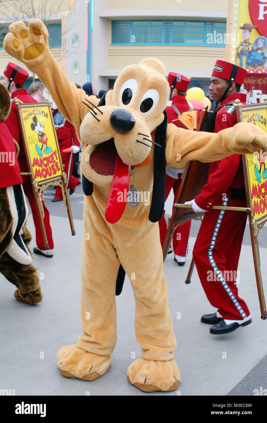 Disney 1992 paris hi-res stock photography and images - Alamy