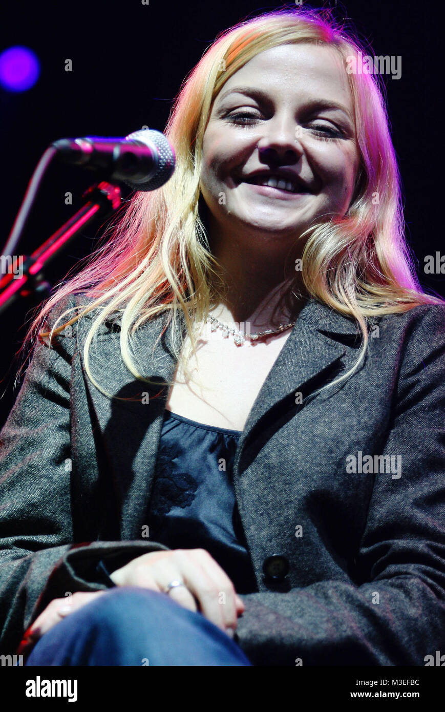 ENERGY TOUR 2004 ANNETTE LOUISAN Stock Photo - Alamy