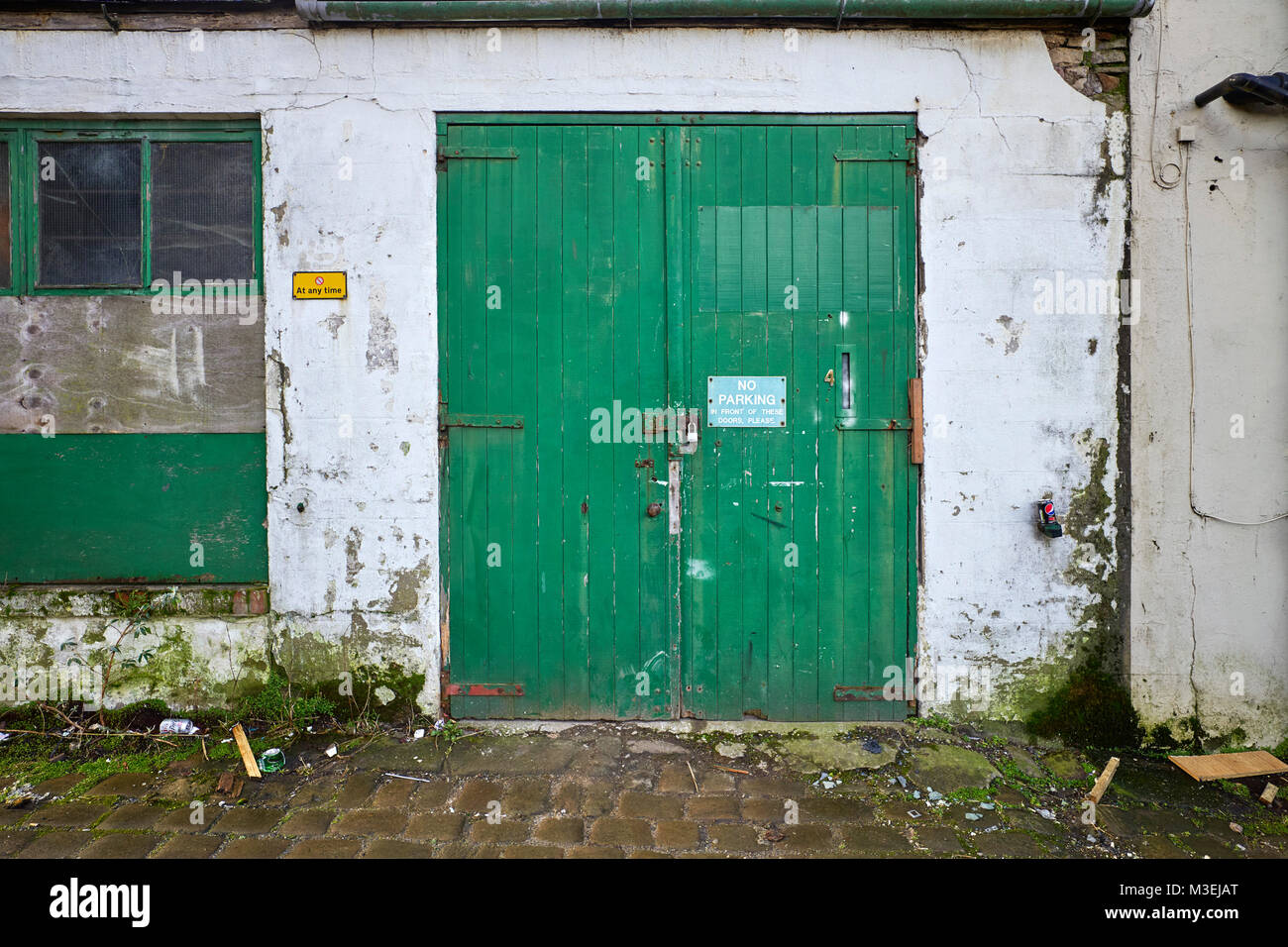 Door detail of lock up building in Lancaster Stock Photo - Alamy