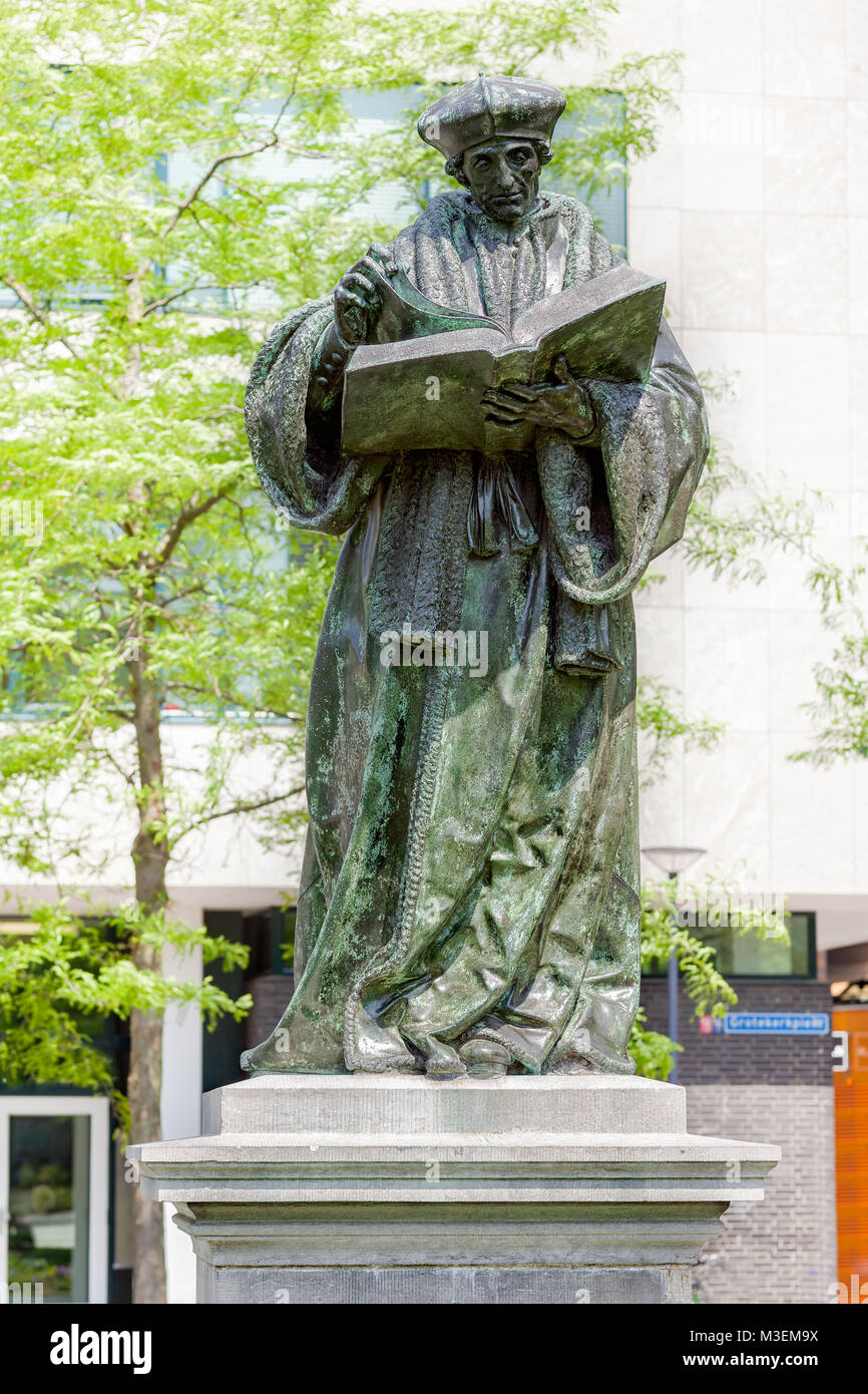 Statue of the Dutch Renaissance humanist Erasmus of Rotterdam at ...