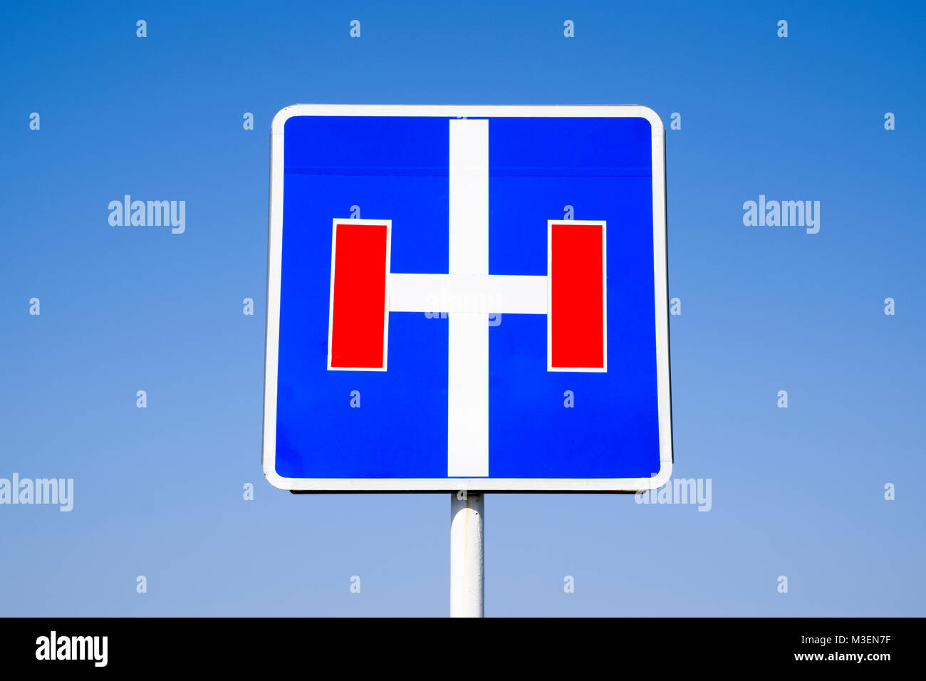 Road sign dead-end. The road with a dead end Stock Photo - Alamy