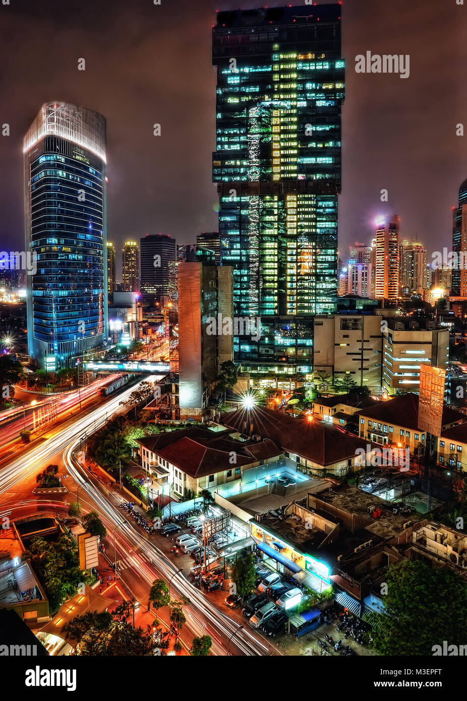 High rise office building in jakarta hi-res stock photography and ...