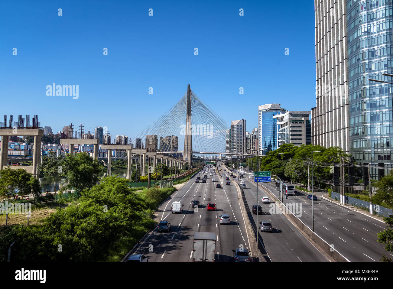 Octavio Frias Bridge or Ponte Estaiada - Sao Paulo, Brazil Stock Photo ...