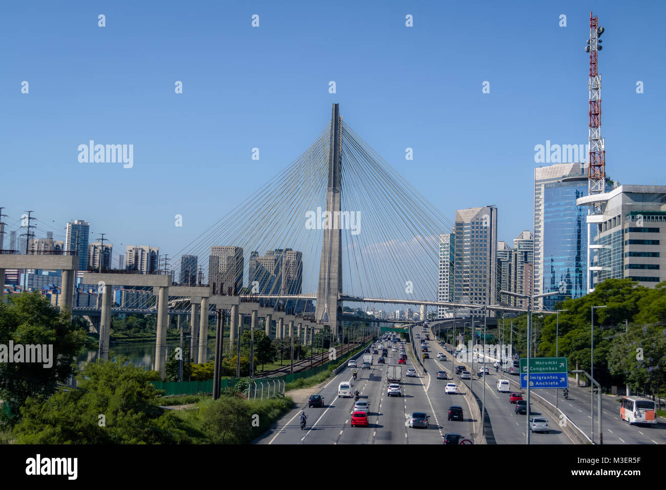 Octavio Frias Bridge or Ponte Estaiada - Sao Paulo, Brazil Stock Photo ...