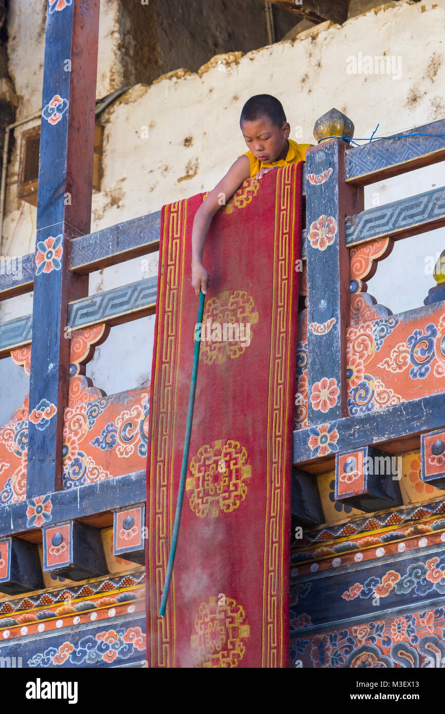 Carpet beating hi-res stock photography and images - Alamy