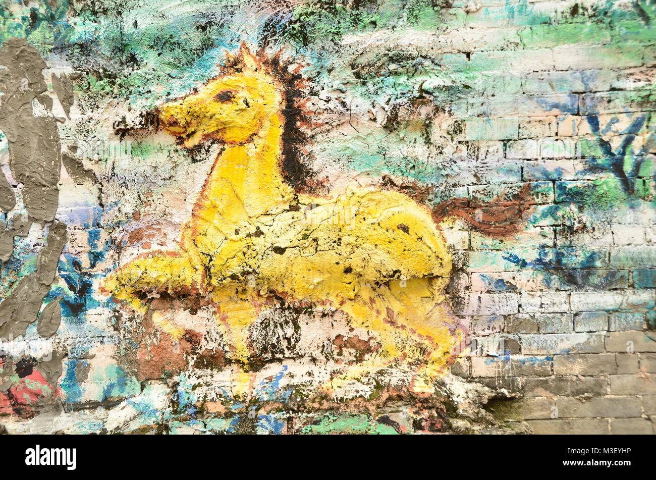 Yellow Horse Graffiti Art Stock Photo - Alamy