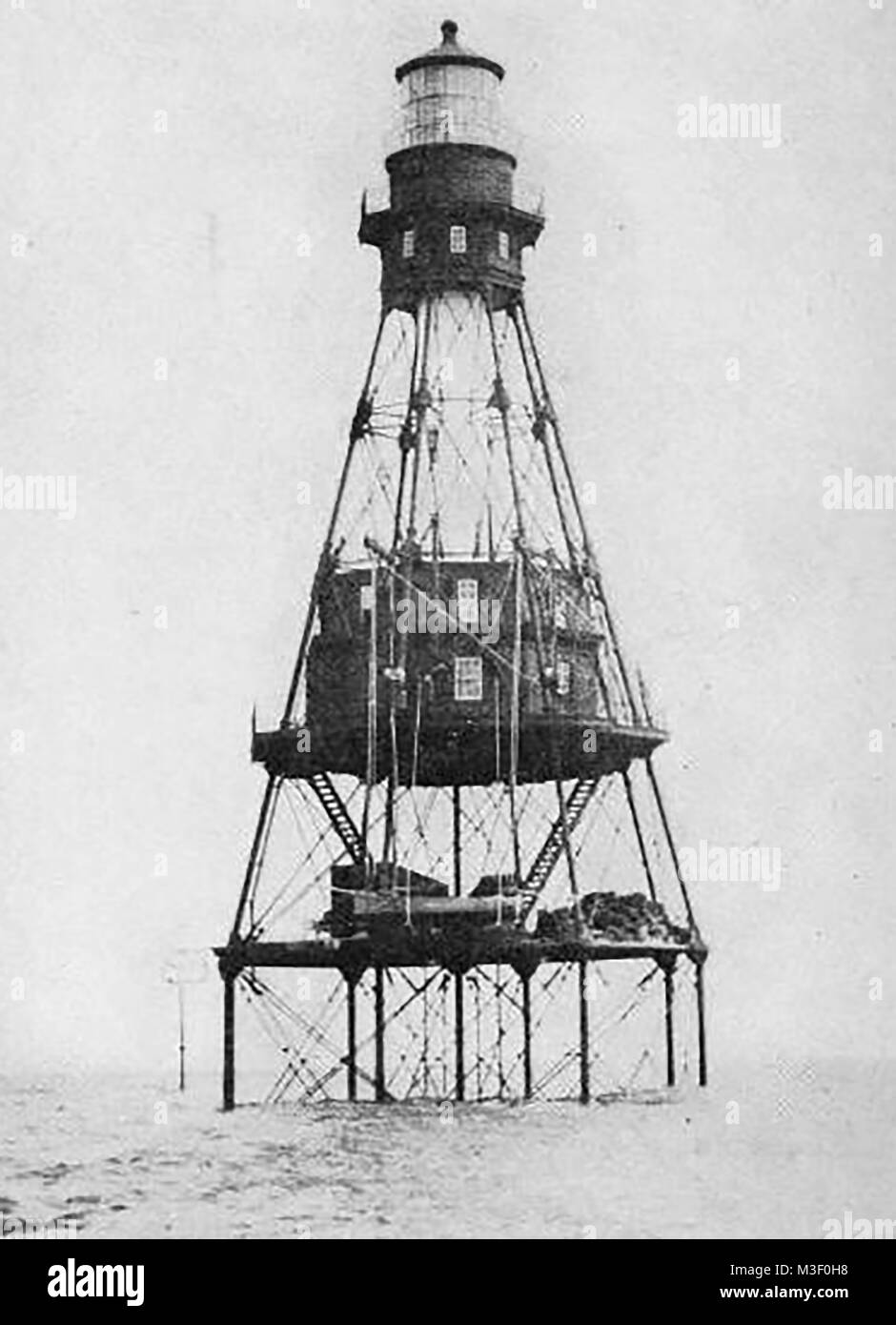 Old American Lighthouses, Light Stations and navigation aids - American ...