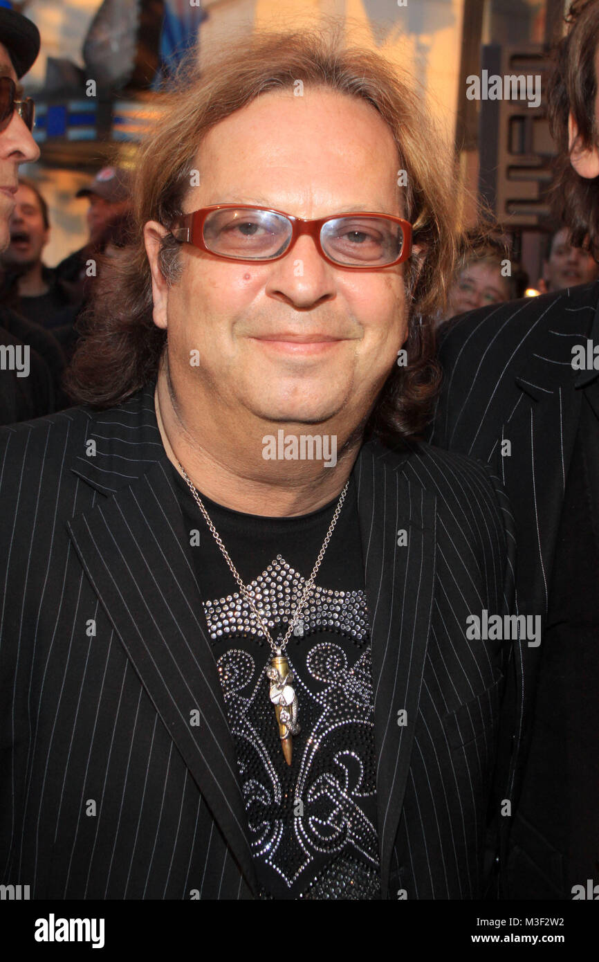 Jean jaques hi-res stock photography and images - Alamy