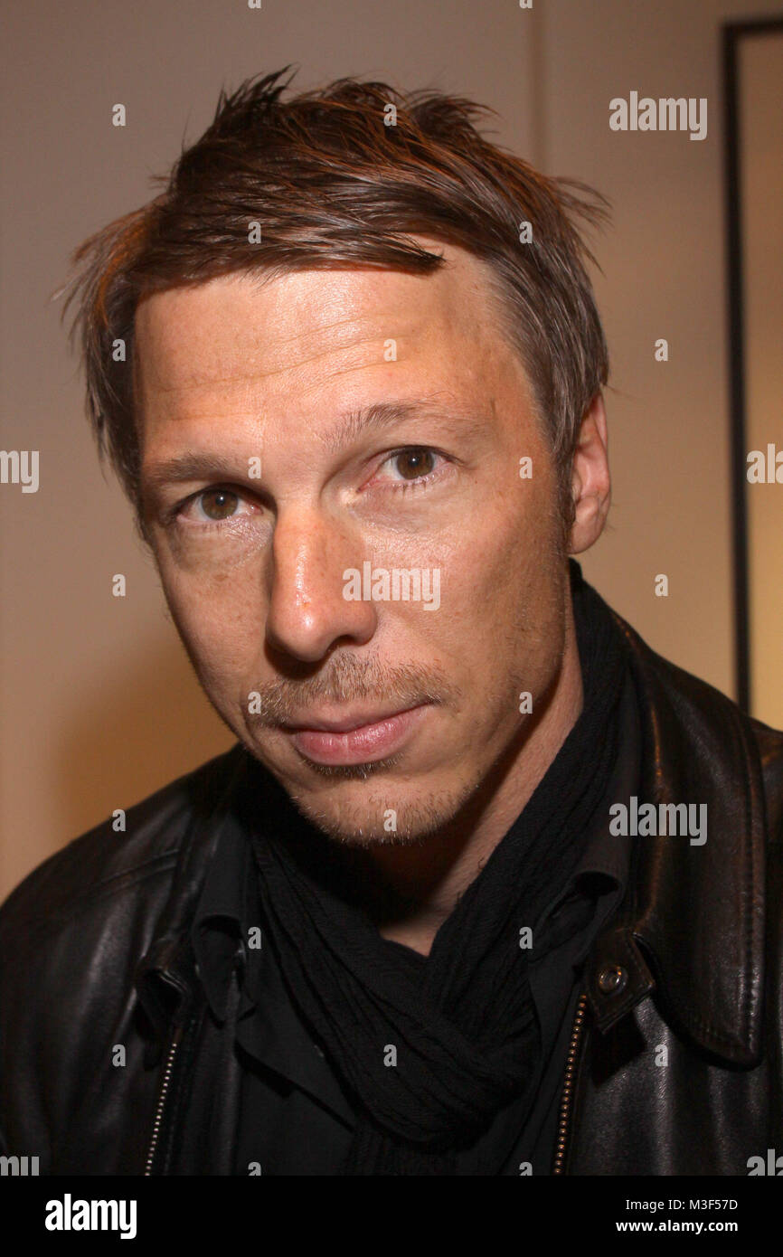 Leaving my comfort zone hi-res stock photography and images - Alamy