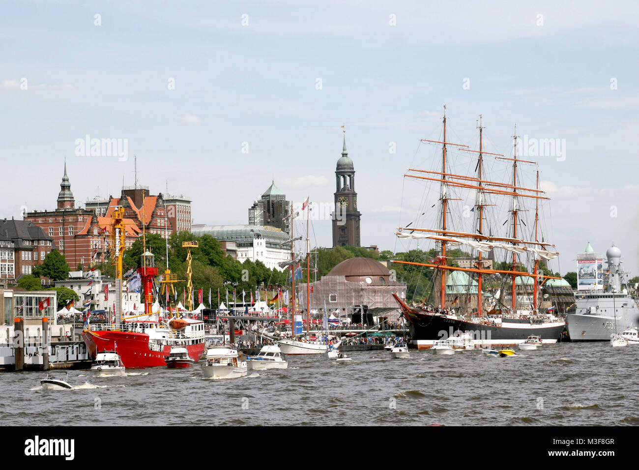 Hafengeburtstag 2009 hi-res stock photography and images - Alamy