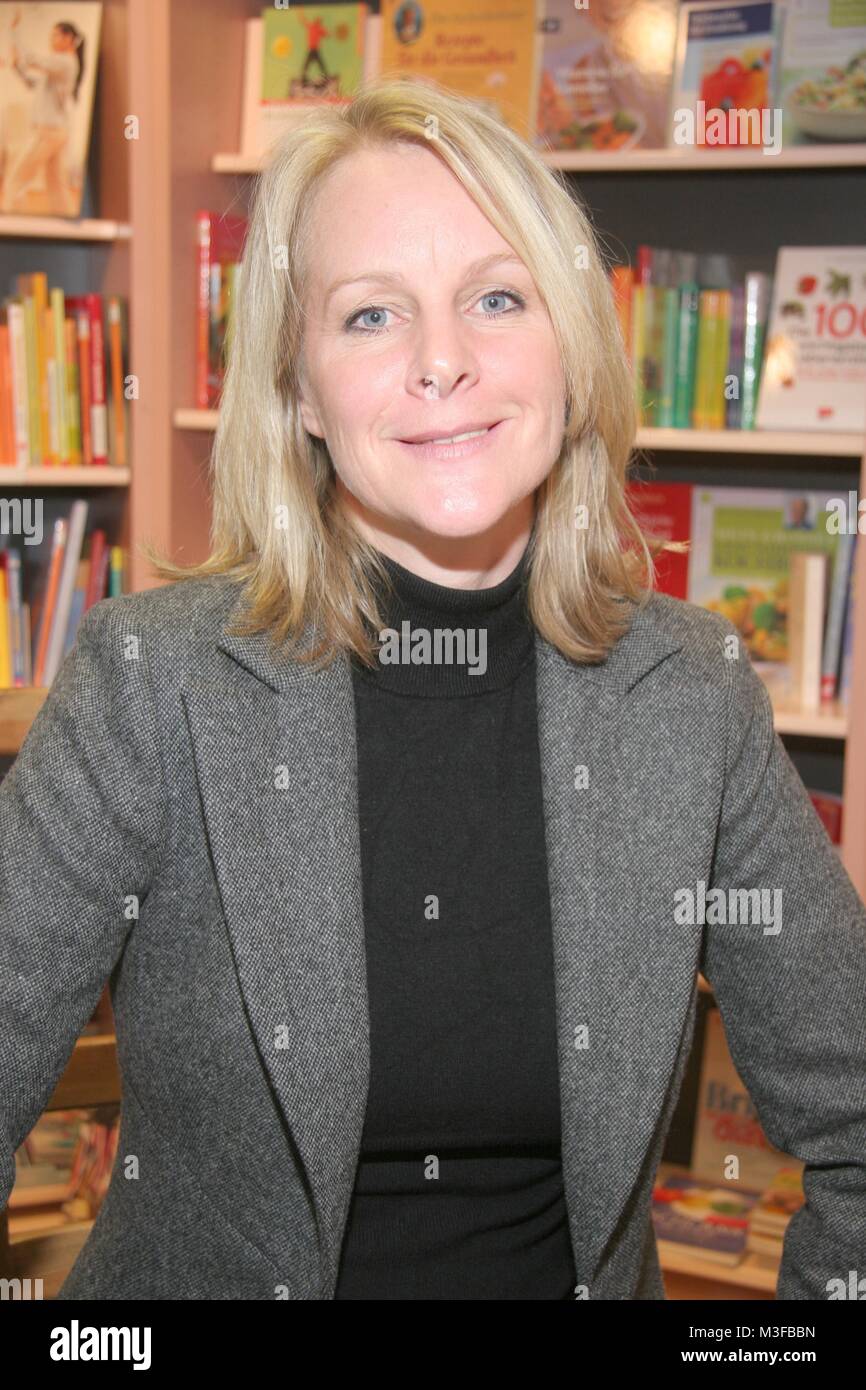 Anne moll hi-res stock photography and images - Alamy