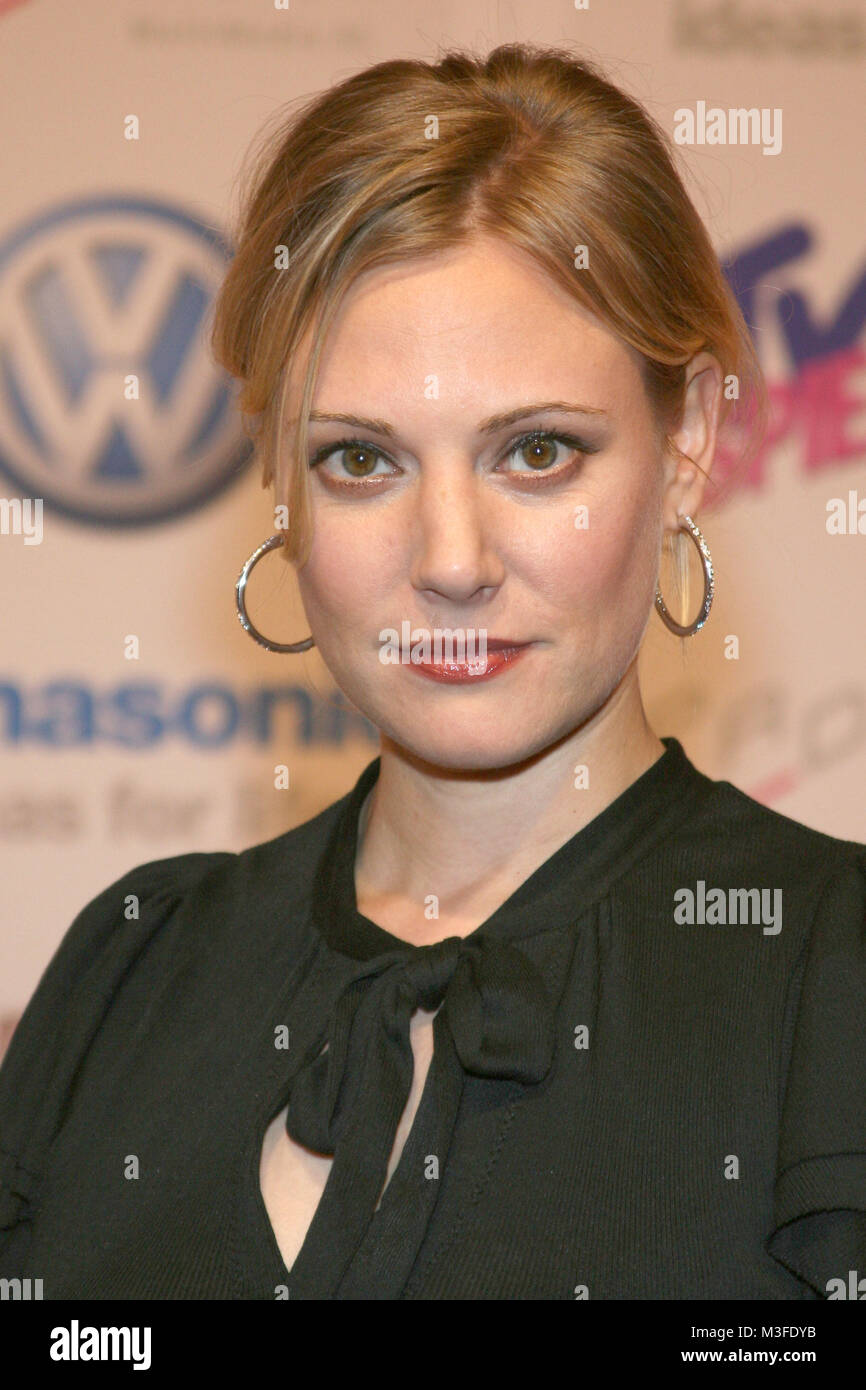 Eva hassmann hi-res stock photography and images - Alamy