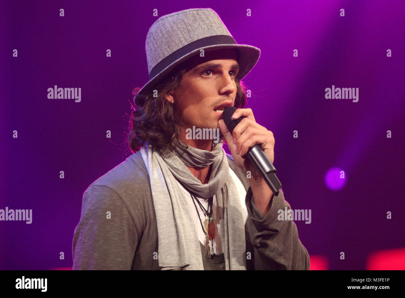 Tommy reeve hi-res stock photography and images - Alamy