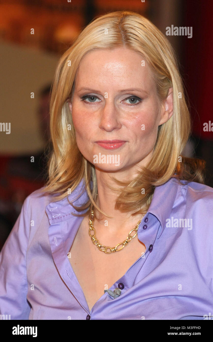 Elizabeth Hashagen's Instagram, Twitter & Facebook on IDCrawl