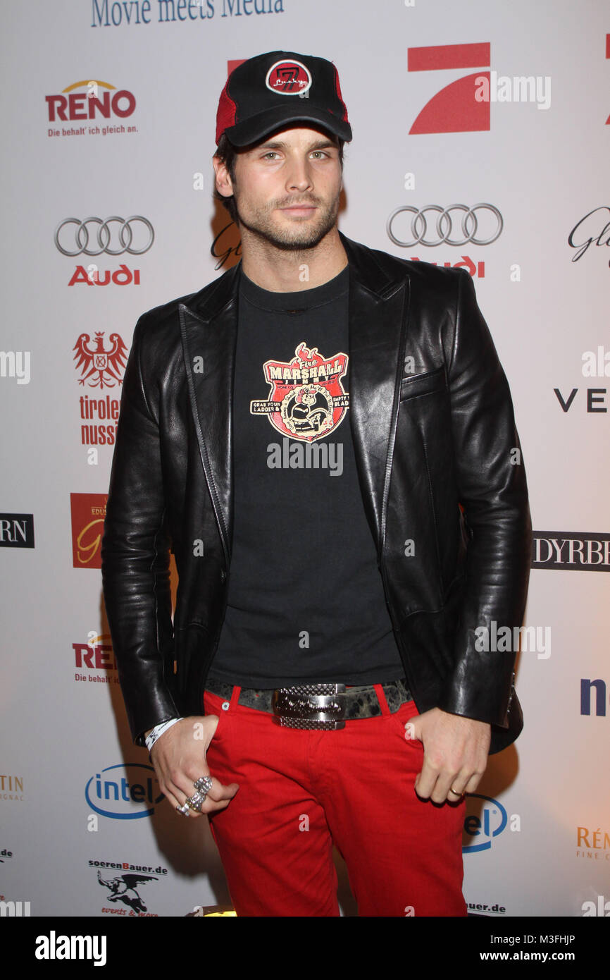 Patrick nuo hi-res stock photography and images - Alamy