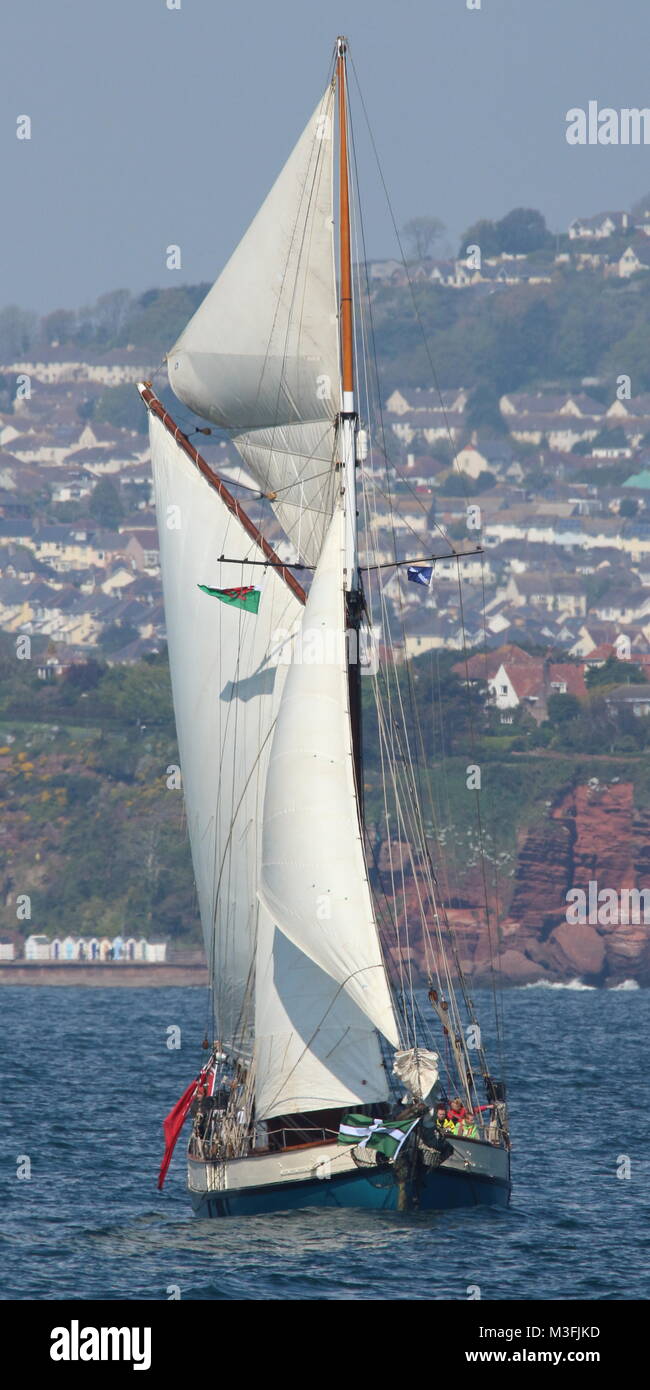 Gaff-Rigged Ketch Tectona sailing in Torbay Stock Photo - Alamy