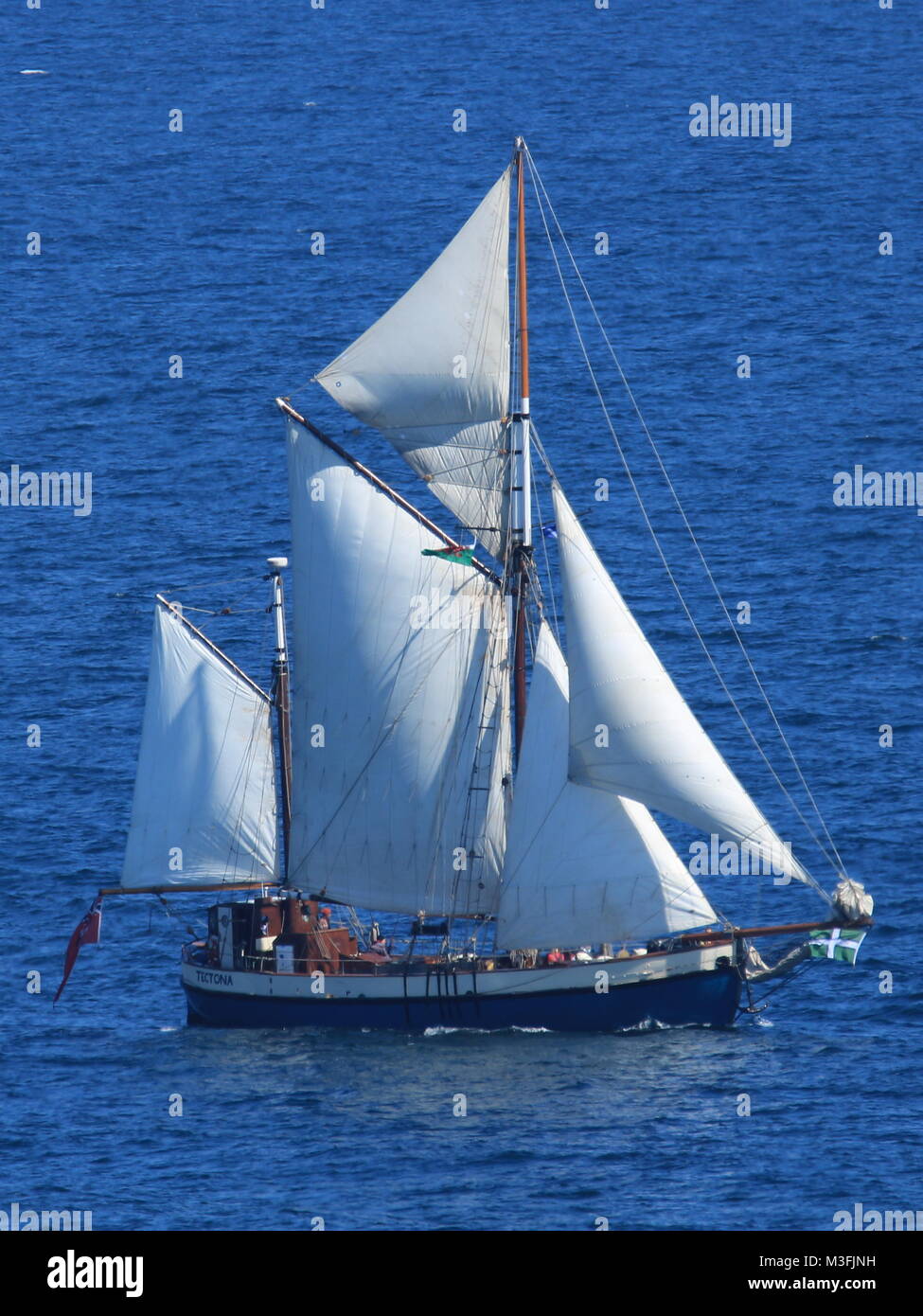 Gaff-Rigged Ketch Tectona sailing in Torbay Stock Photo - Alamy