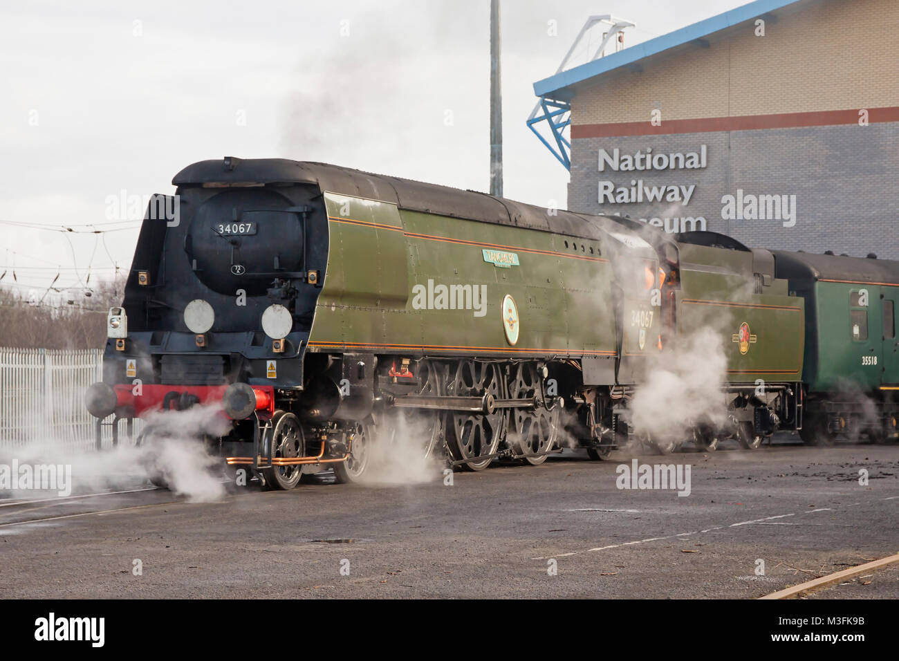 Bulleid west country pacific hi-res stock photography and images - Alamy