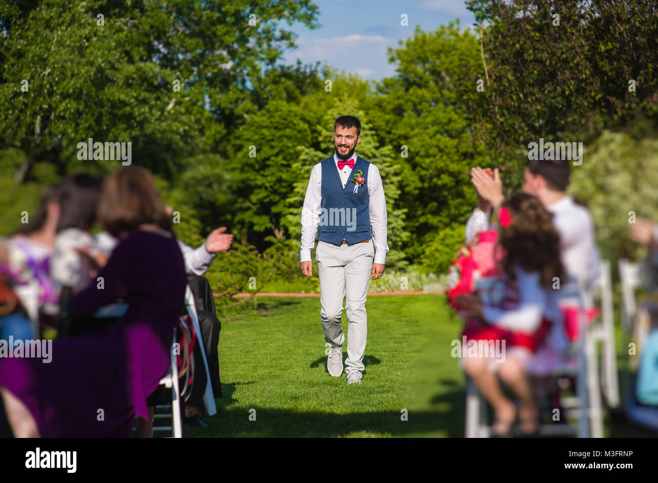 Handspeople hi-res stock photography and images - Alamy