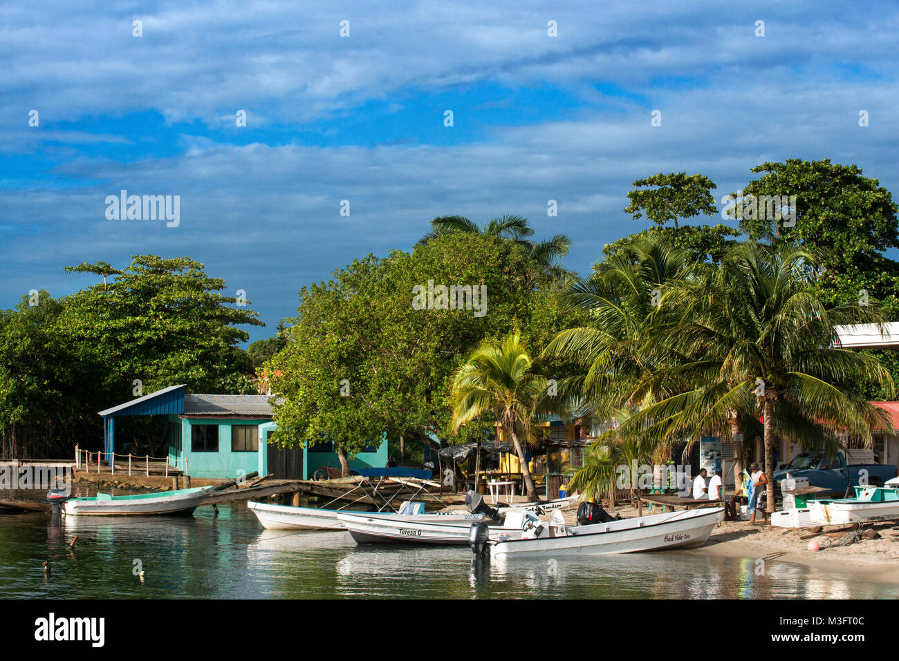 Belize city belize fishing boats hi-res stock photography and images ...