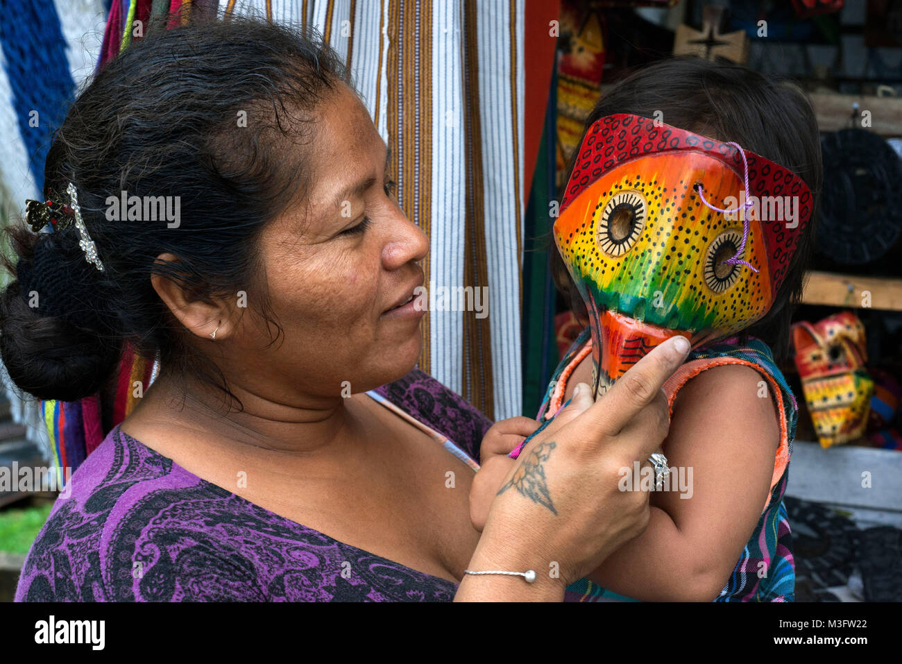 Maya handicrafts hi-res stock photography and images - Alamy