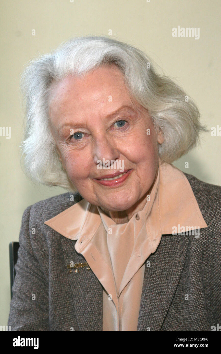 Fotocall "Die schoensten Jahre" am 23.03.2006 in Hamburg. Doris Schade ...