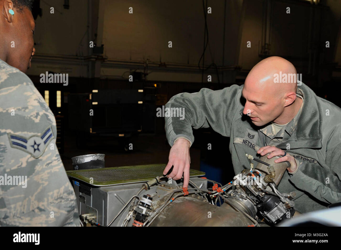 Military equipment inspections hi-res stock photography and images - Alamy