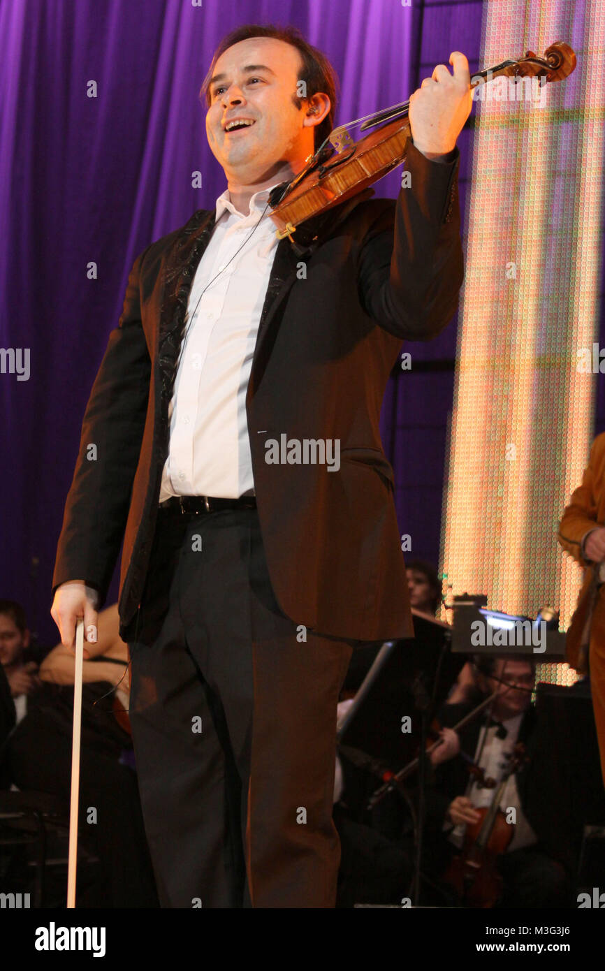 Richard hyung ki joo hi-res stock photography and images - Alamy