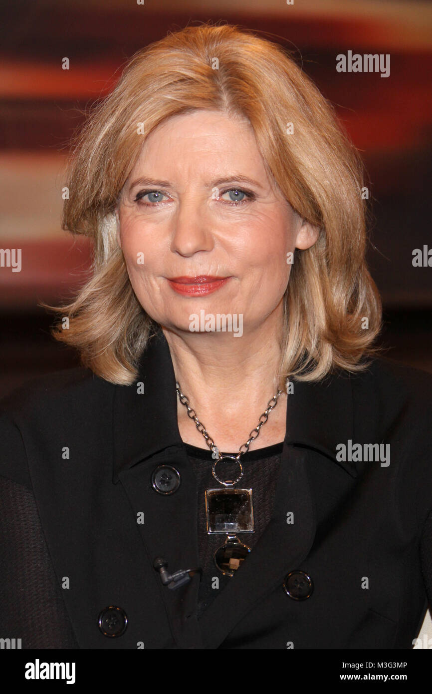 54 02 hi-res stock photography and images - Alamy