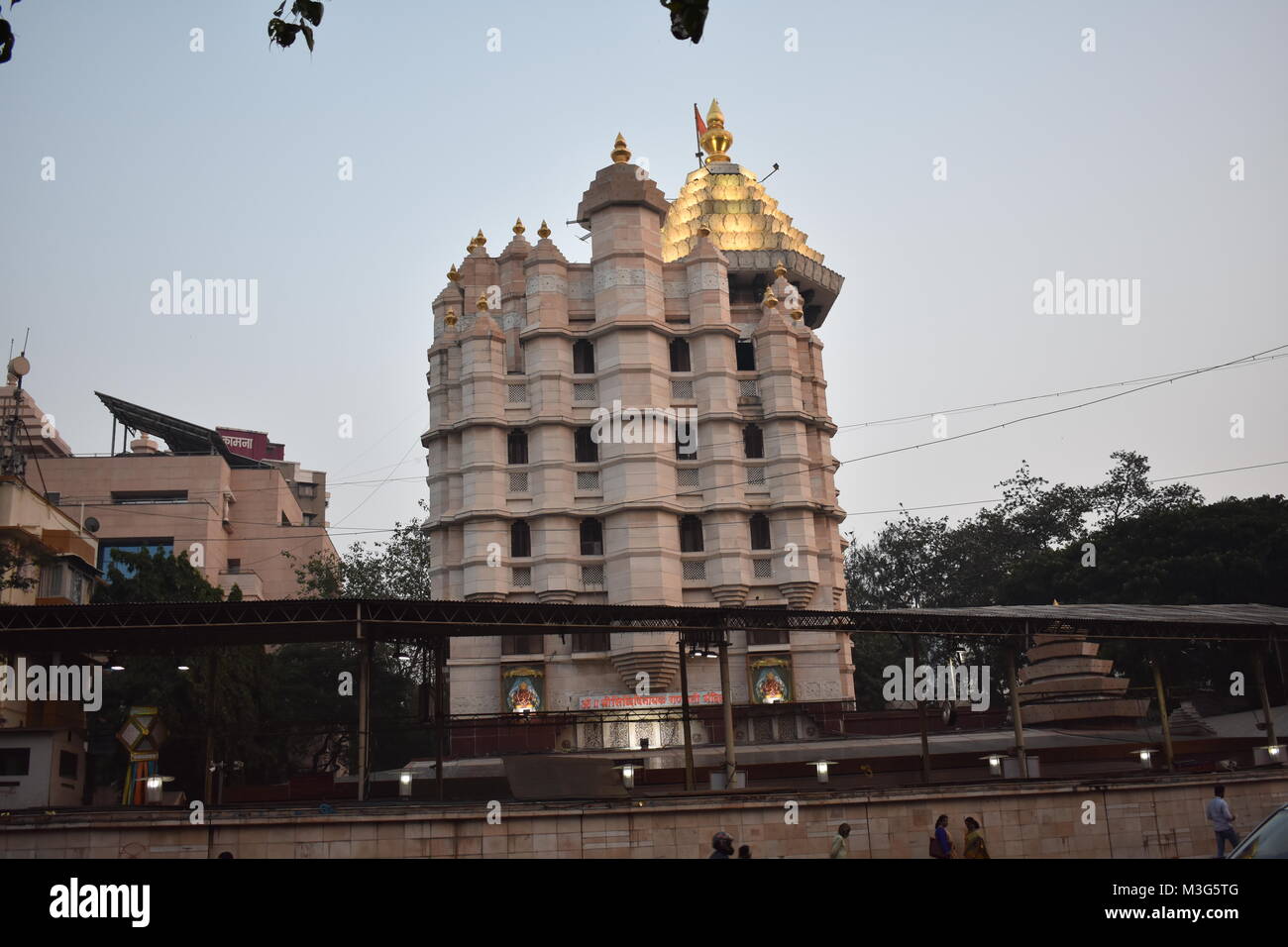 Siddhivinayak temple hi-res stock photography and images - Alamy