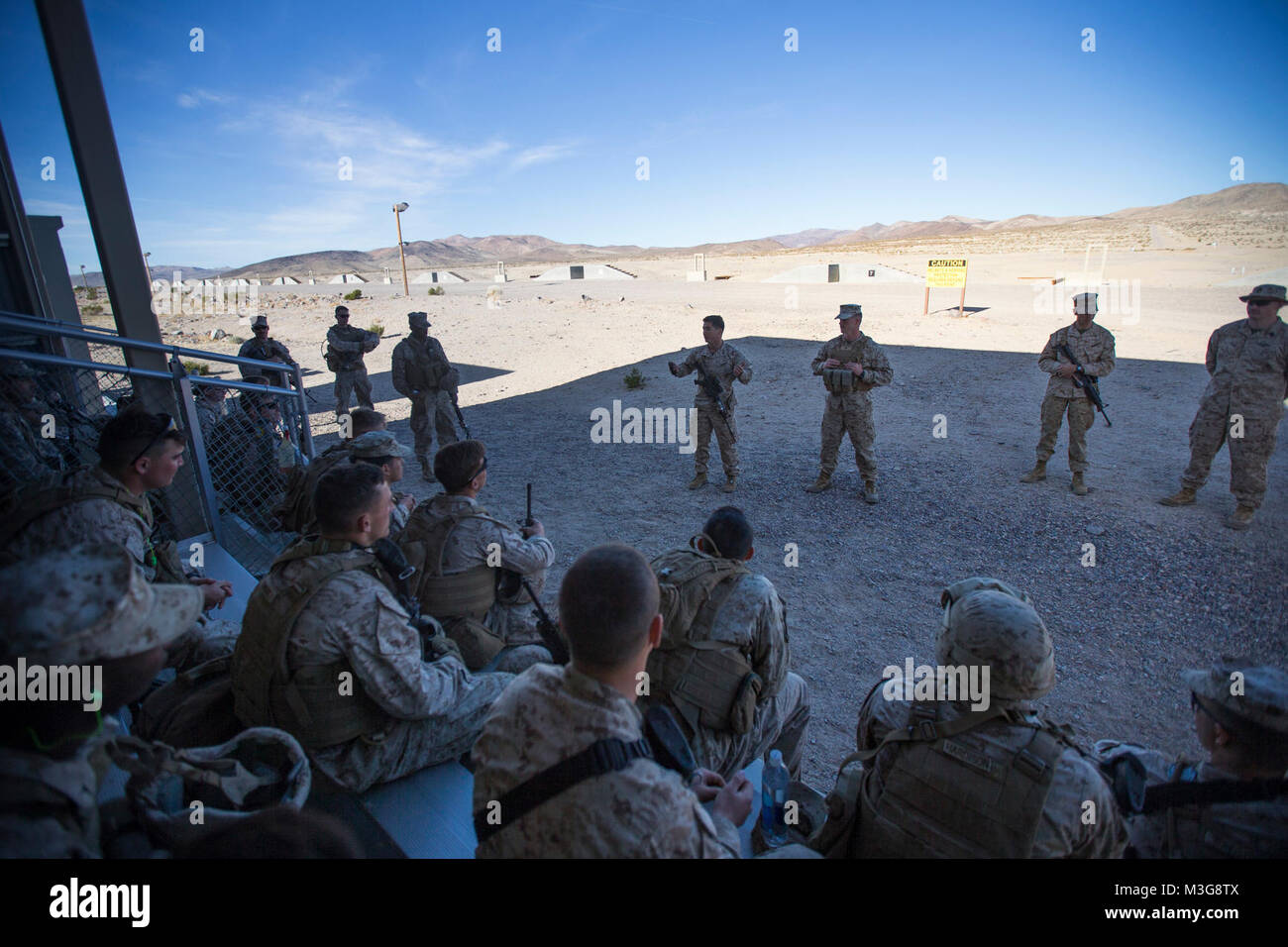 U.S. Marines with Bravo Battery, 2nd Low Altitude Air Defense (LAAD ...