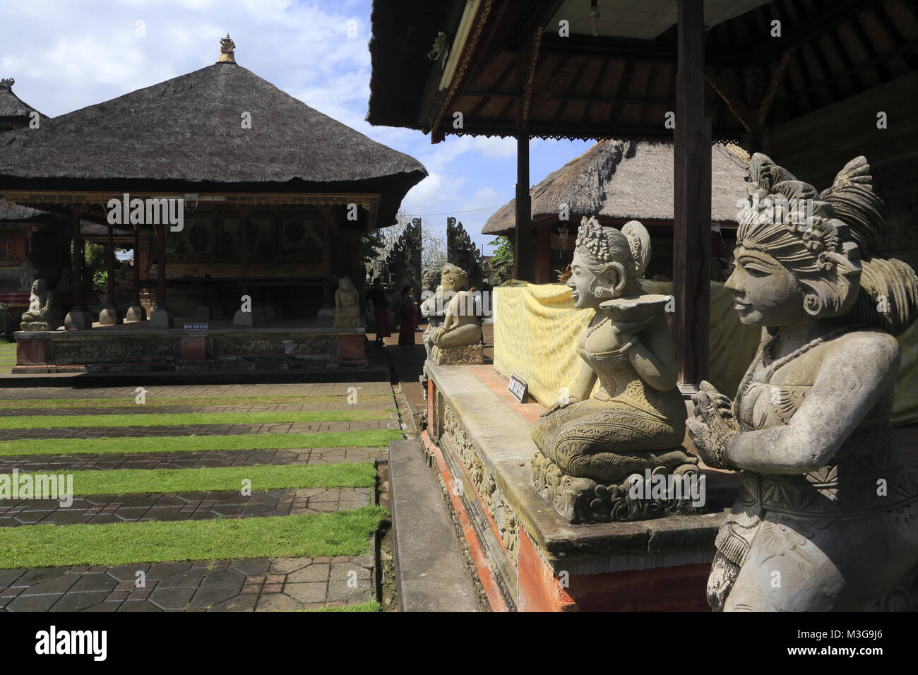 Batuan Temple aka Pura Puseh one of the oldest Balinese Hindu temple in ...