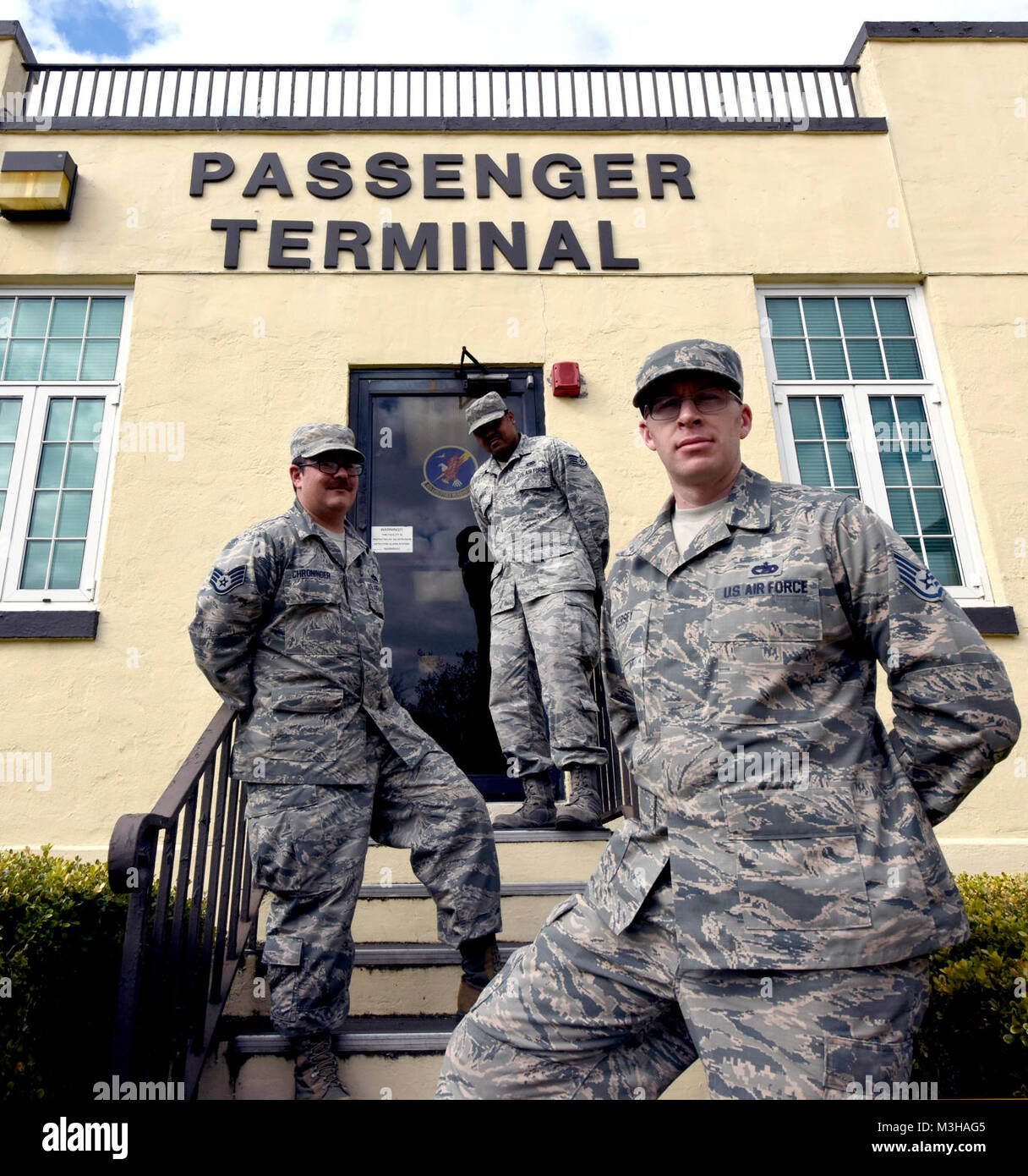 Logistics readiness officer hi-res stock photography and images - Alamy