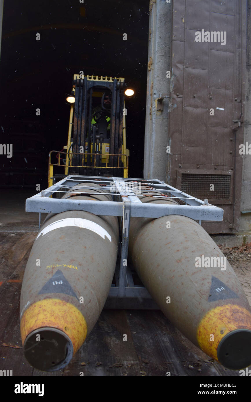 Crane Army Ammunition Activity employees remove 2000 lb. bombs from ...
