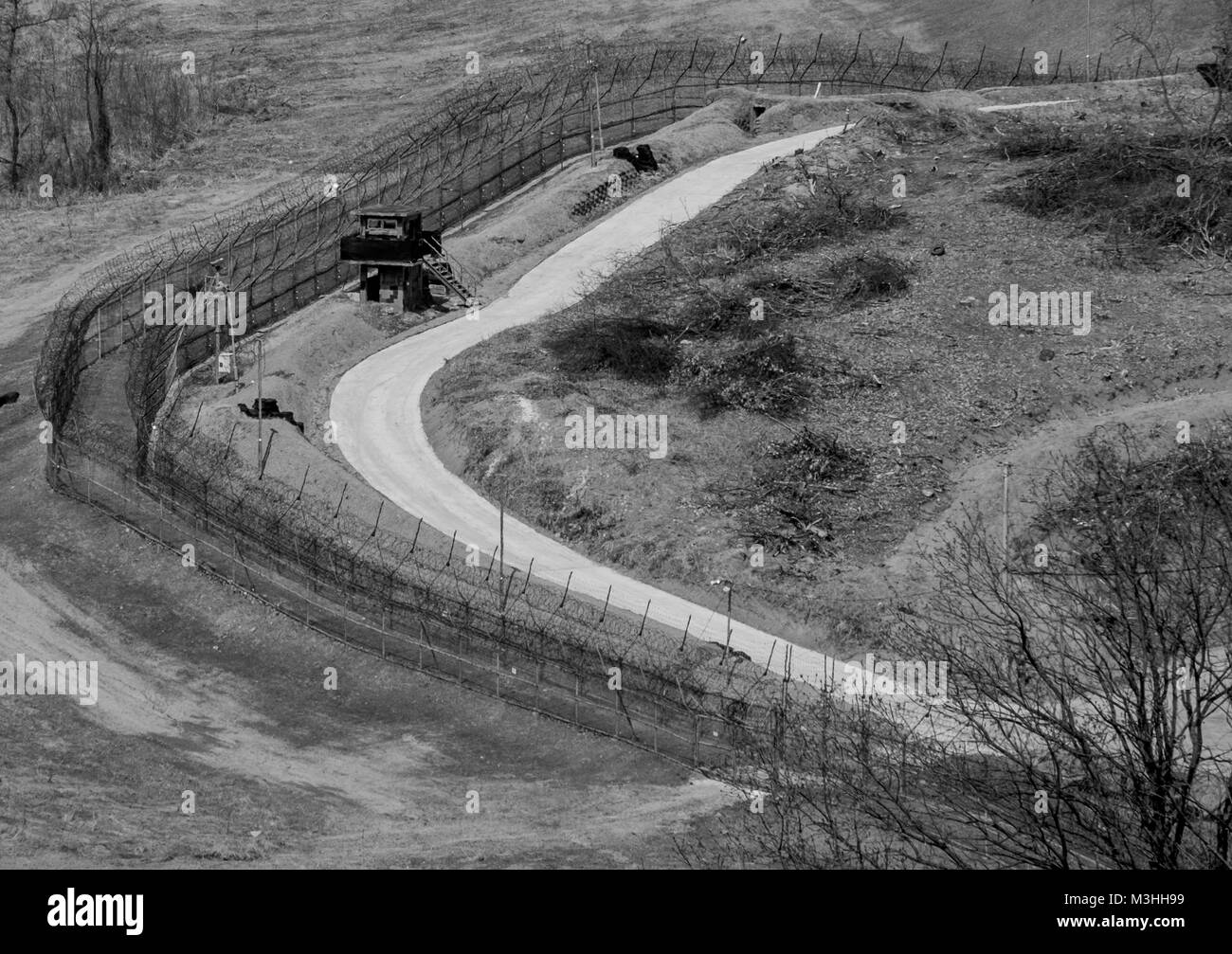 Demilitarized zone korea fence Black and White Stock Photos & Images ...