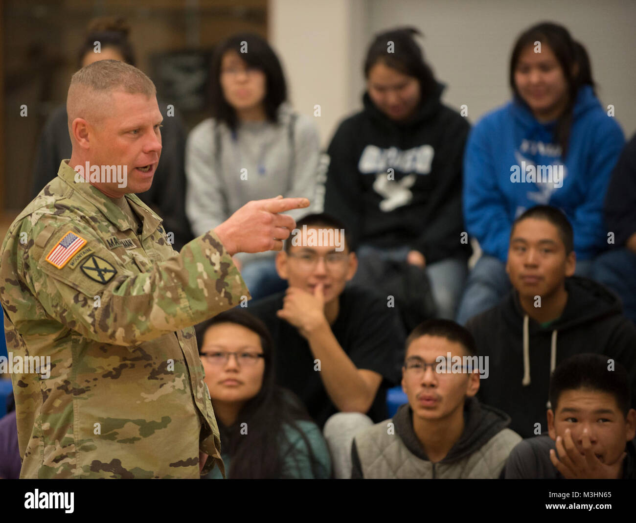 Sgt. 1st Class Robert Masterman, an Alaska National Guard recruiter ...
