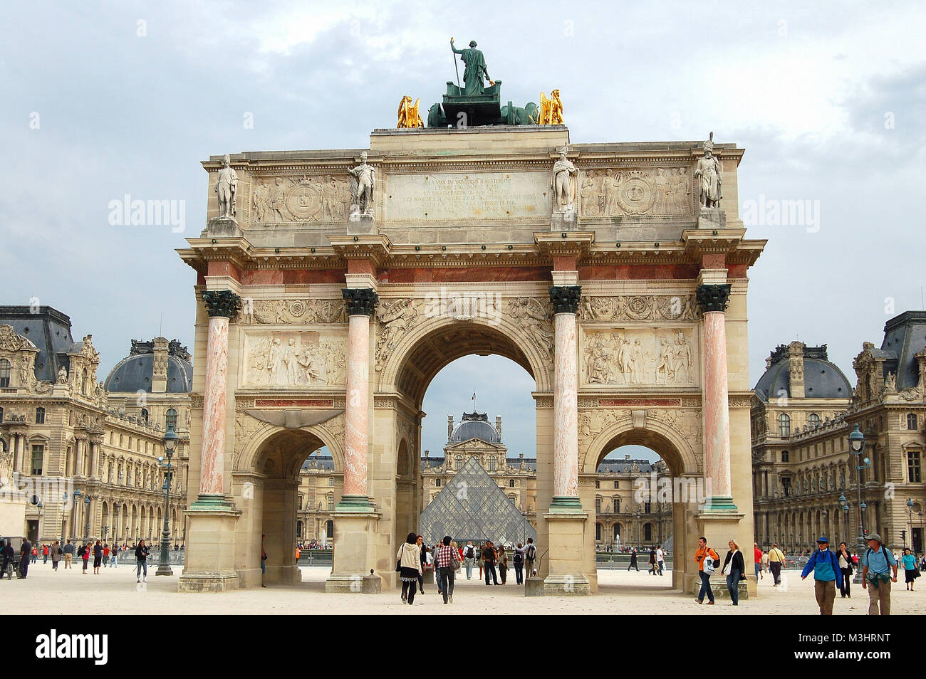 The Carrousel Triumphal Arch (Arc de Triomphe du Carrousel) in front of ...