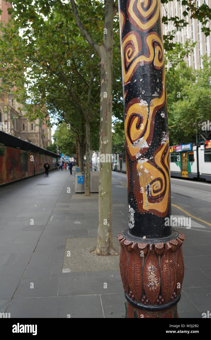 Aboriginal Streetart tree in Melbourne Stock Photo - Alamy