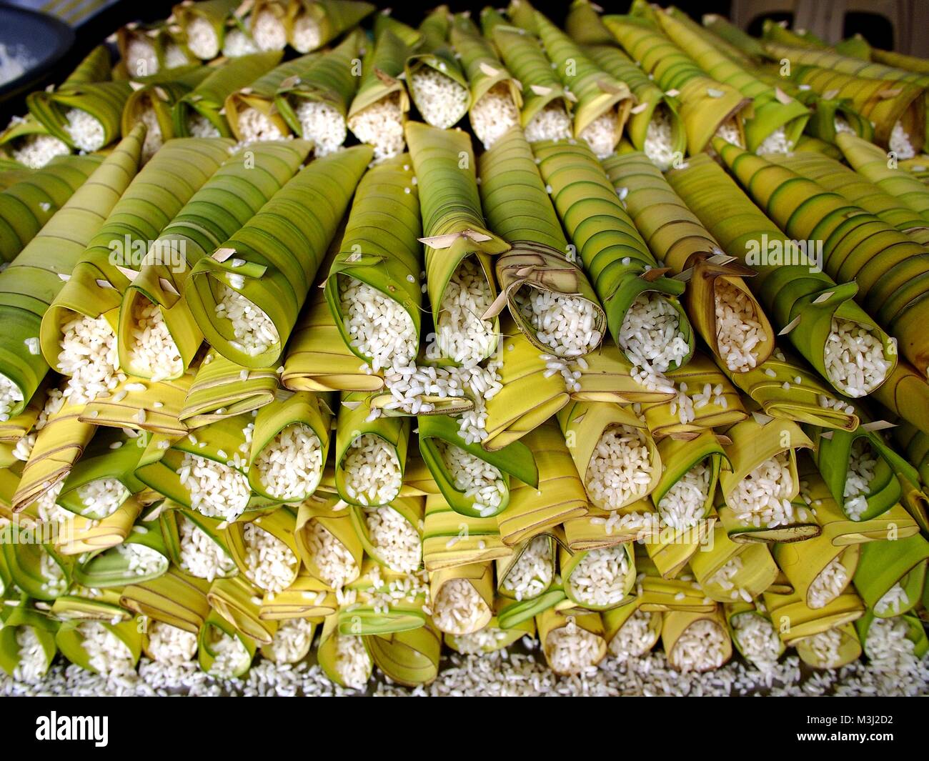 Filipino suman hi-res stock photography and images - Alamy