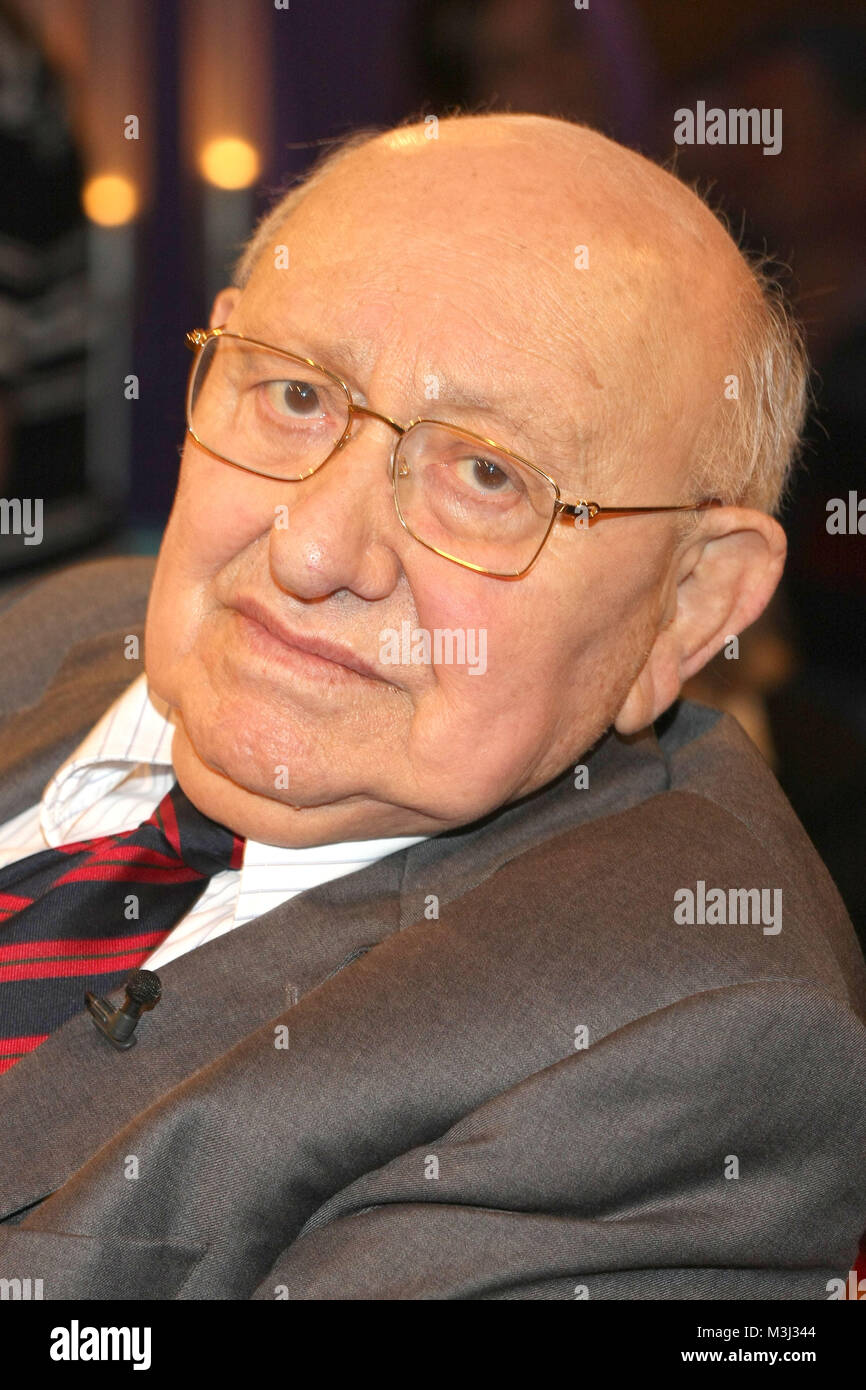 NDR Talkshow, 04.04.2008, Marcel Reich Ranicki Stock Photo - Alamy