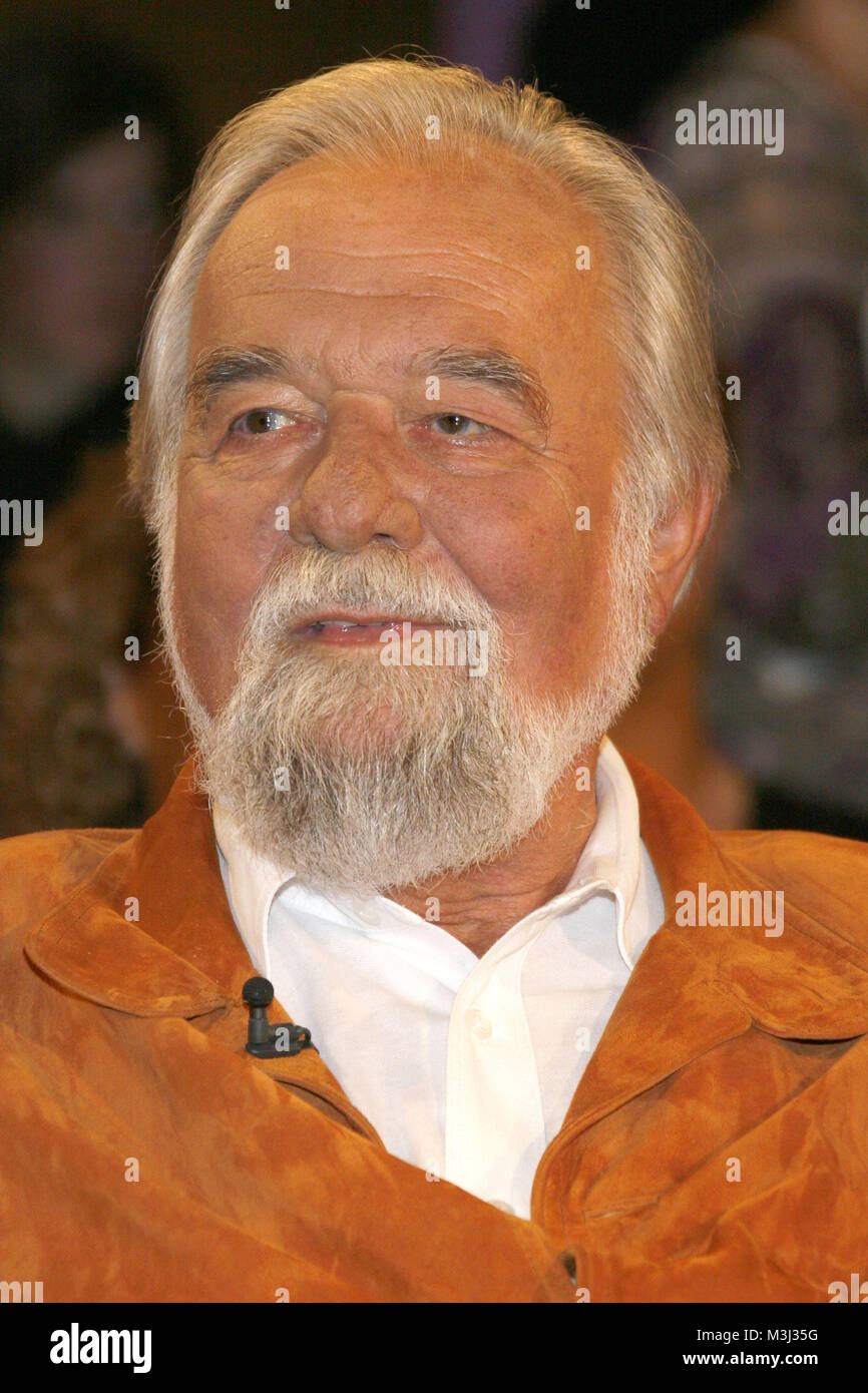 Gunsch hi-res stock photography and images - Alamy