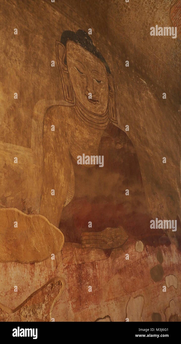 Murals Buddha statue in Bagan pagoda, Myanmar Stock Photo - Alamy