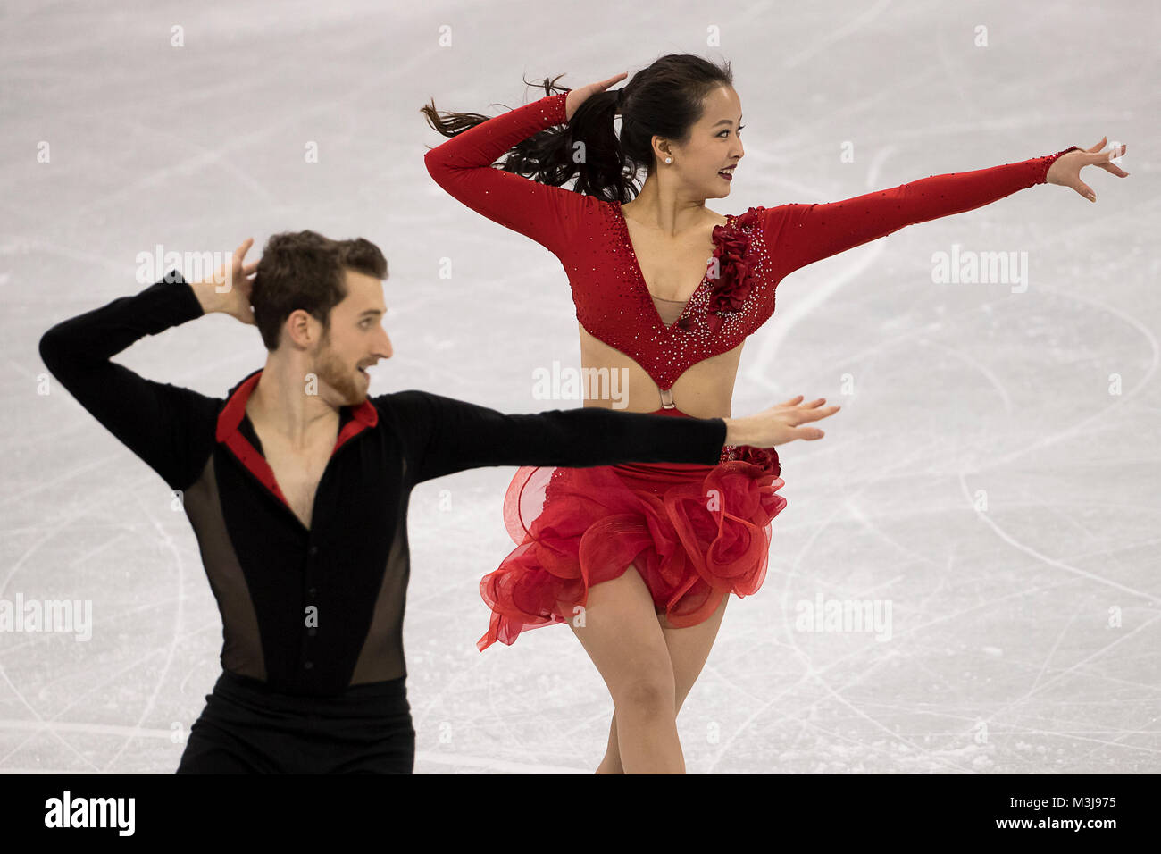 Gangneung, South Korea. 11th Feb, 2018. Yura Min and Alexander Gamelin ...
