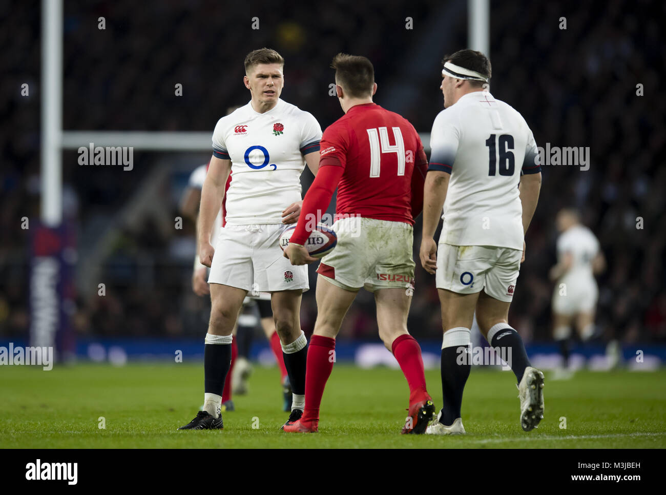 Shoulder charge hi-res stock photography and images - Alamy