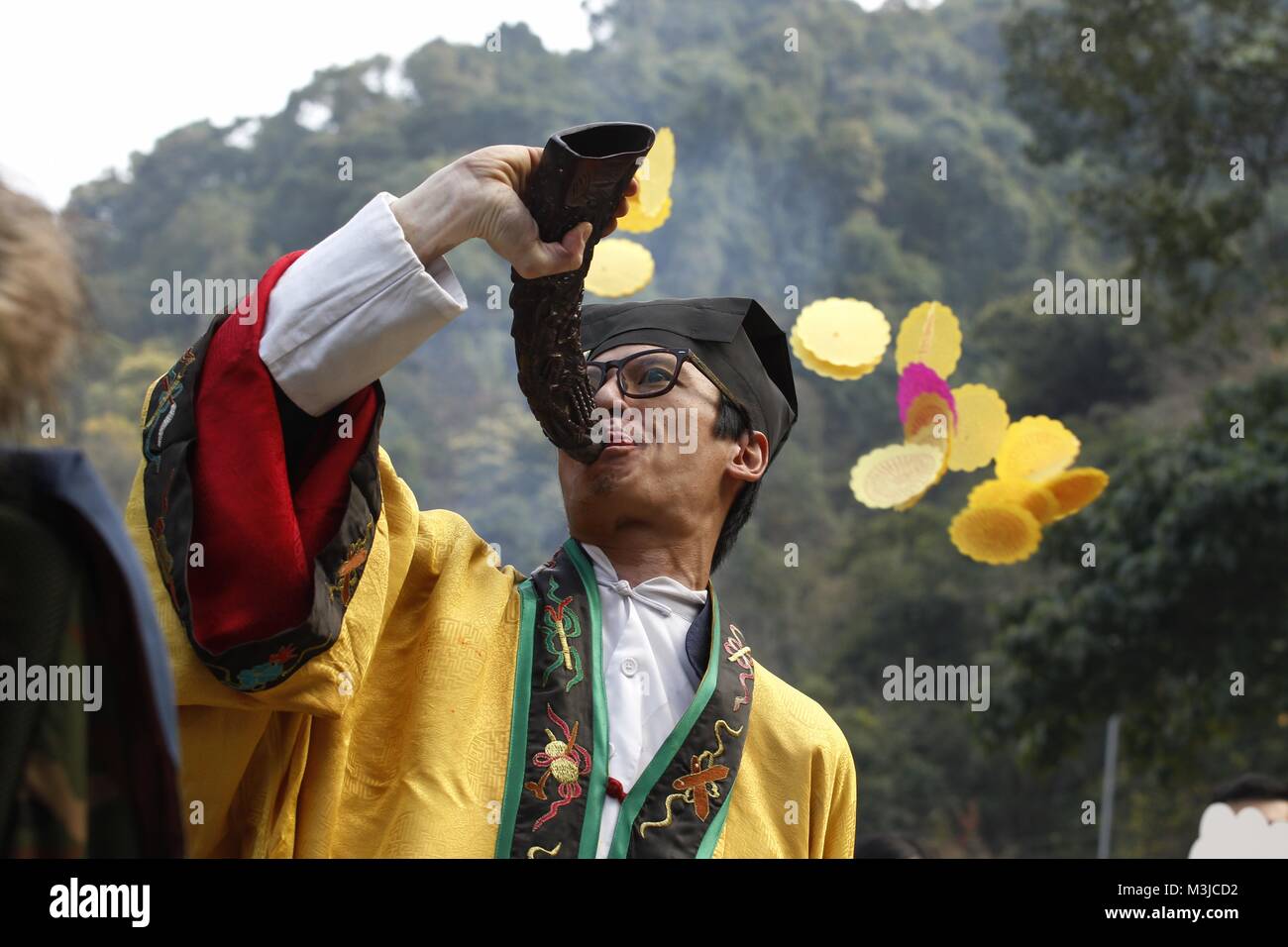 Leaving offerings for spirits hi-res stock photography and images - Alamy