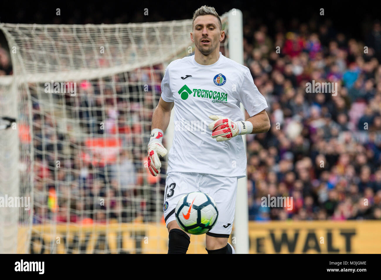 Getafe cf goalkeeper vicente guaita 13 hi-res stock photography and ...